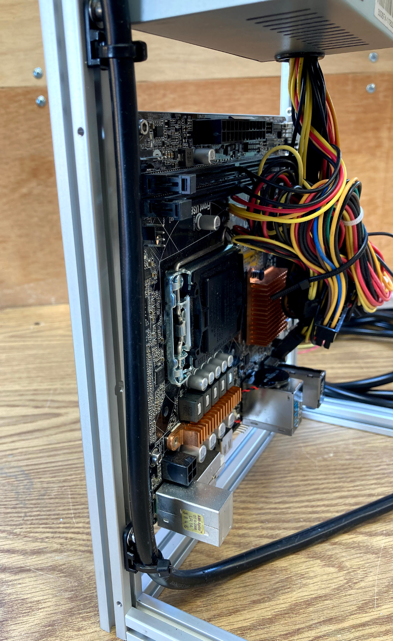 Stalled - Spotswood Computer Cases | DA-160 Vertical Mini-ITX/DTX Case ...